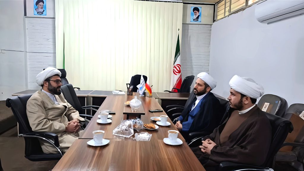 Meeting Between Director of the International Fetrat Institute and ...