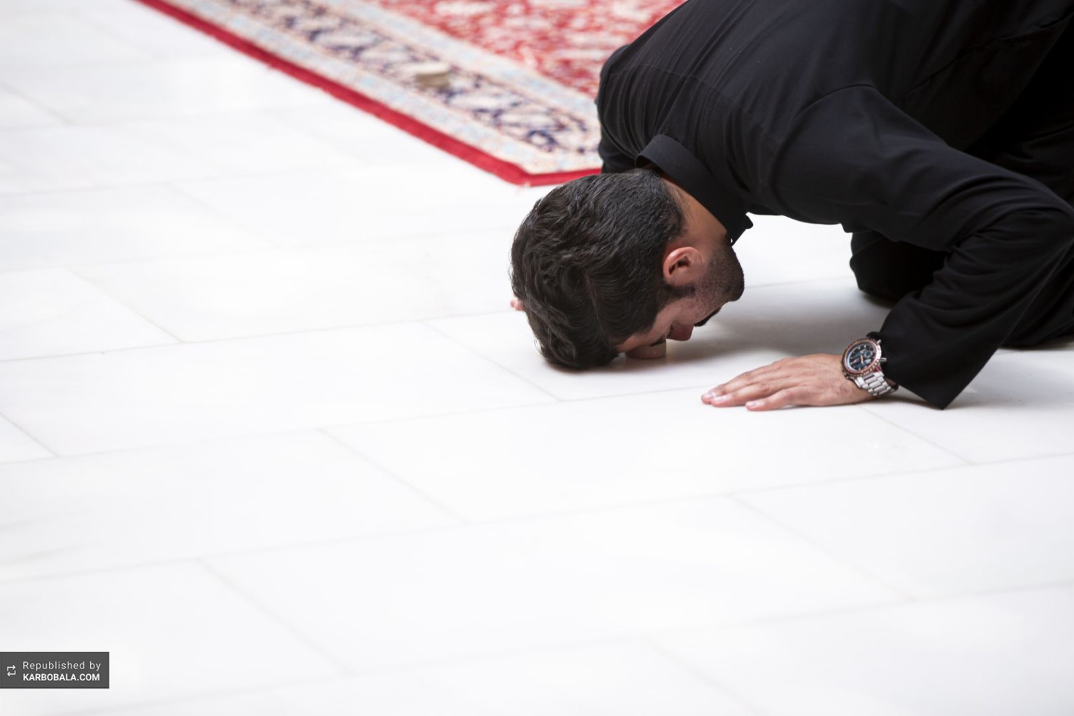 The Shia View on Prostration on a Mohr (Turbah) and the Difference with ...